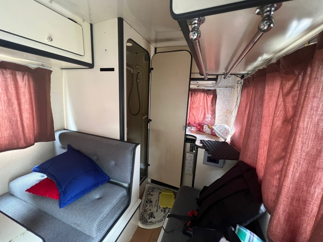 [For Sale] Isuzu Fargo - RV2U