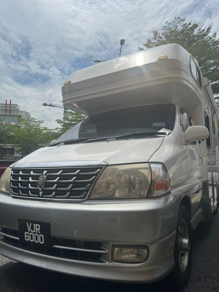 [For Sale] Toyota Grand Hiace - RV2U